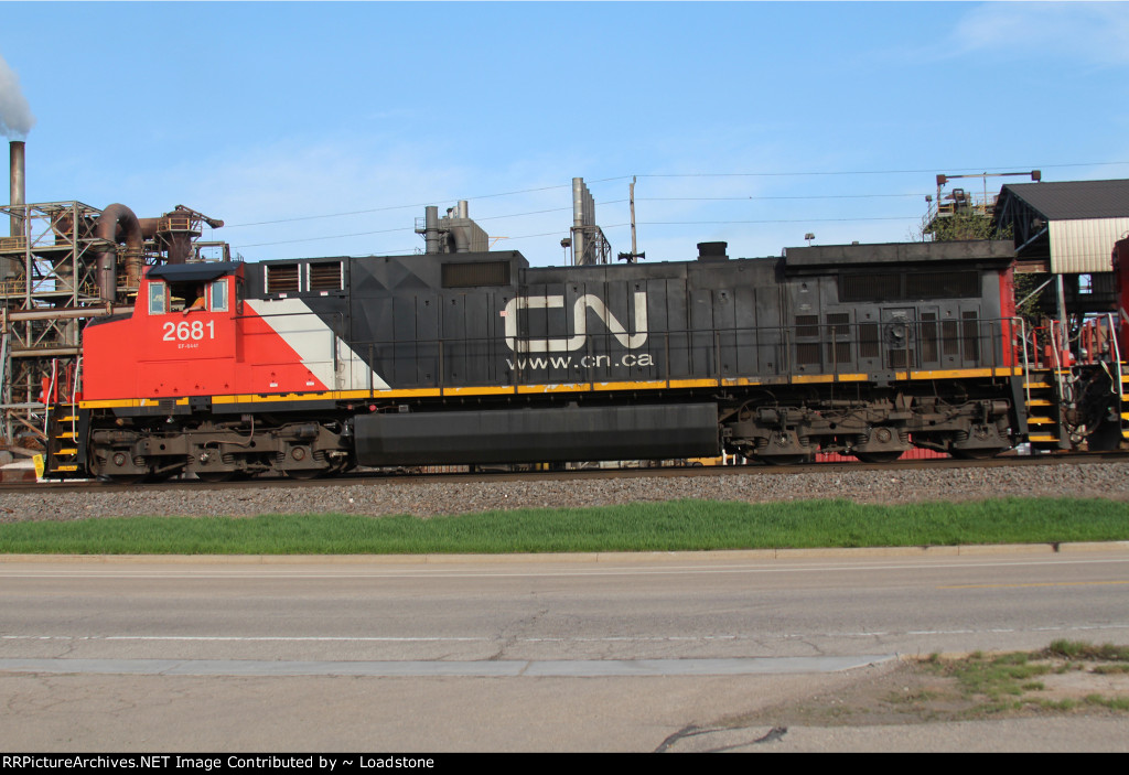 CN 2681